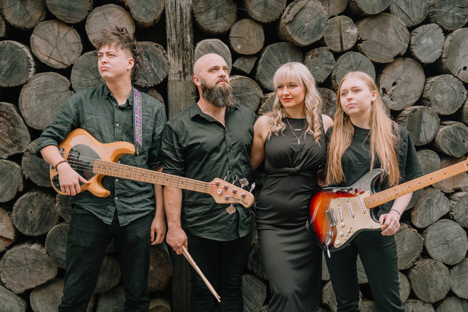 Christchurch Cover Band | Black and Gold | Better Band Company