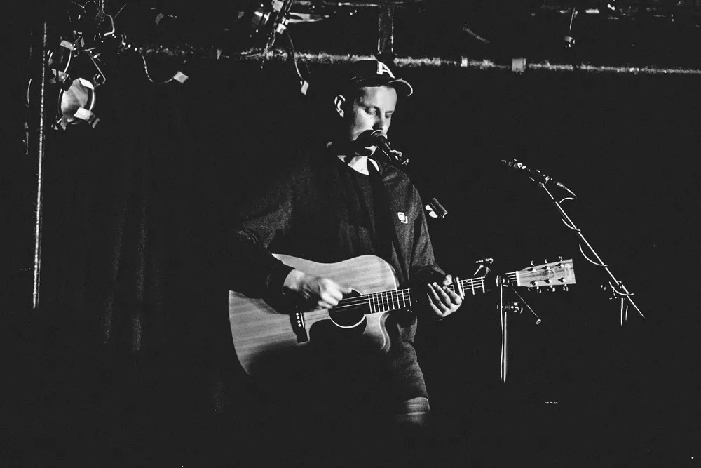 Wellington Solo Musician | Andy Gartrell | Better Band : Better Band