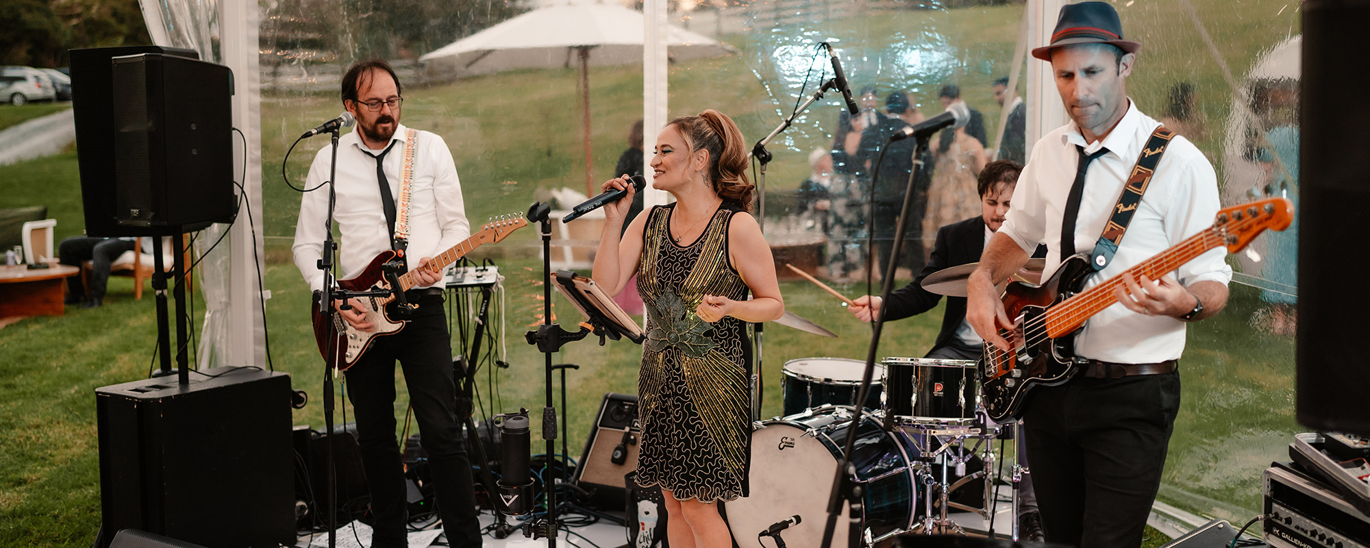 Auckland Cover Band | Wolves & Ravens | Better Band : Better Band
